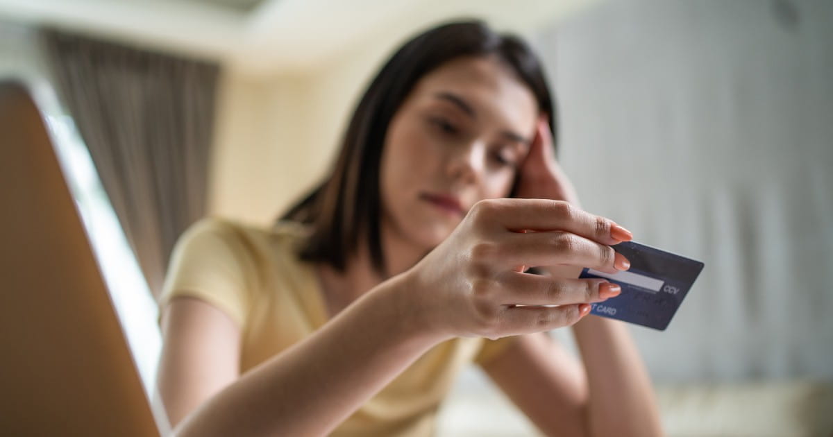 When Should You Consider Closing a Credit Card Account? | MMI